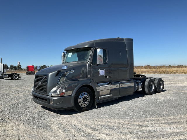 2016 Volvo VNL 64T 630 6x4 Tractocamion con Dormitorio / T/A Sleeper ...