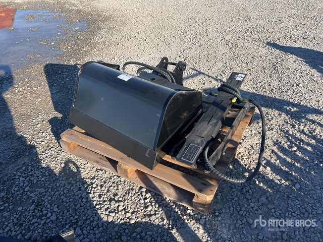 Quantity of (1) Pallets of Misc Excavator Attachment (Unused) | Ritchie ...