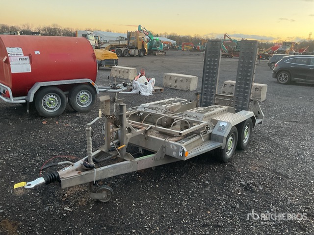 2016 Brian James T/A Digadoc Equipment Trailer | Ritchie Bros. Auctioneers