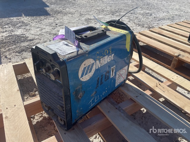 2014 Miller CST-280 280 A Stick Electric Welder (Inoperable) | Ritchie ...