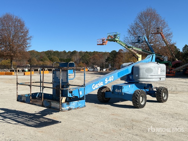 2006 Genie S40 4WD Diesel Telescopic Boom Lift | Ritchie Bros. Auctioneers