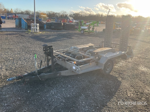 2016 Brian James Digadoc T/A Equipment Trailer | Ritchie Bros. Auctioneers
