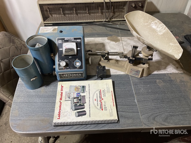 Labtronics 919 Grain Moisture Tester | Ritchie Bros. Auctioneers