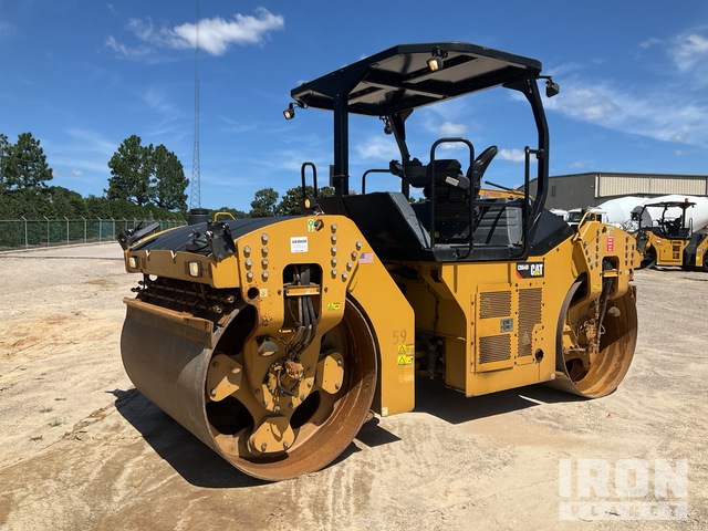 2016 Cat CB64B Double Drum Roller | Ritchie Bros. Auctioneers