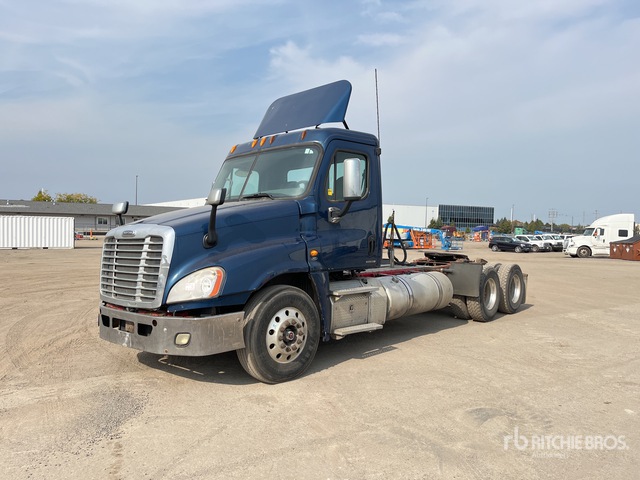 2011 Freightliner Cascadia 125 6x4 T/A Day Cab Truck Tractor | Ritchie ...