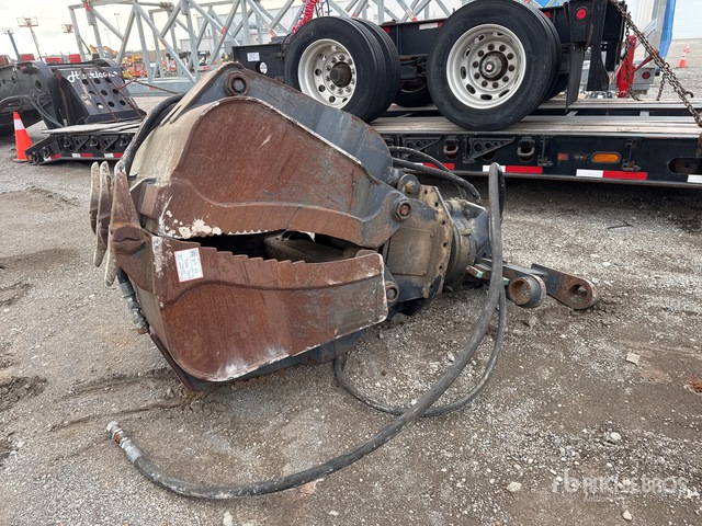 2008 Rotobec CLAM-JD350 36 in Rotating Clam Bucket | Ritchie Bros ...