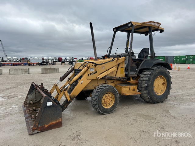 1992 Ford 455D 4x4 Landscape Loader | Ritchie Bros. Auctioneers