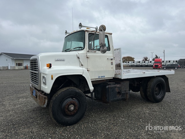 1985 Ford LN9000 4x2 Camión Caja Abierta | Ritchie Bros. Auctioneers
