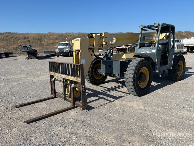 2013 Gehl RS8-42 Telehandler | Ritchie Bros. Auctioneers