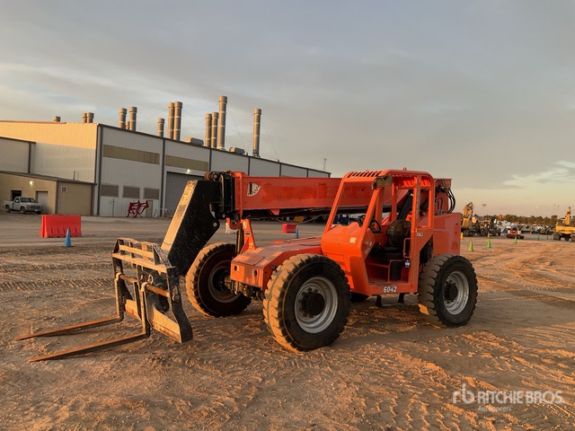 2015 SkyTrak 6042 Telehandler | Ritchie Bros. Auctioneers