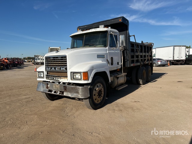 1998 Mack CH613 6x4 T/A Dump Truck | Ritchie Bros. Auctioneers