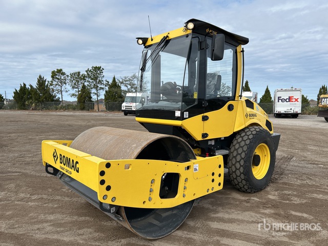 2024 Bomag BW177D-5 Smooth Drum Compactor (Unused) | Ritchie Bros ...