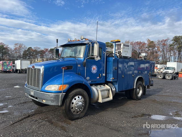 2015 Peterbilt 337 4x2 Service Truck | Ritchie Bros. Auctioneers