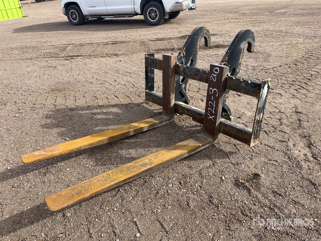 Cat 60 in Q/C Wheel Loader Forks - Fits Cat 950 | Ritchie Bros. Auctioneers