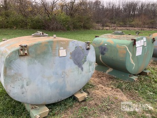 Surplus (2) Fuel Tanks in Springfield, Ohio, United States (GovPlanet ...