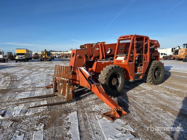 1998 Lull 1044C54 Telehandler | Ritchie Bros. Auctioneers