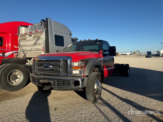 2008 Ford F-450 XLT 4x2 Autocarro cabina e telaio (Inoperable ...