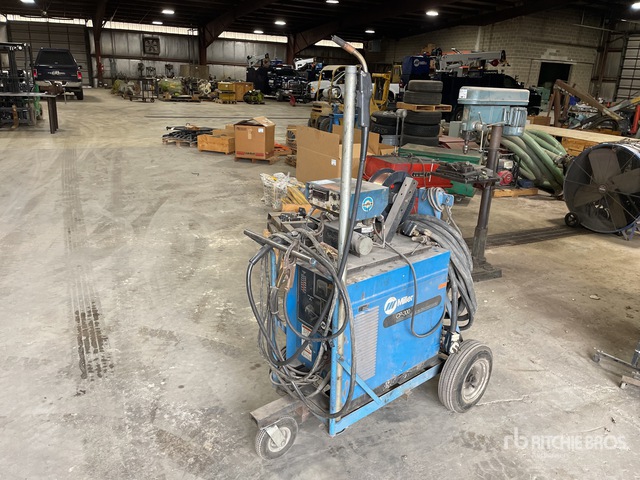 1990 Miller CP-300 300 A Multi-Process Electric Welder | Ritchie Bros ...