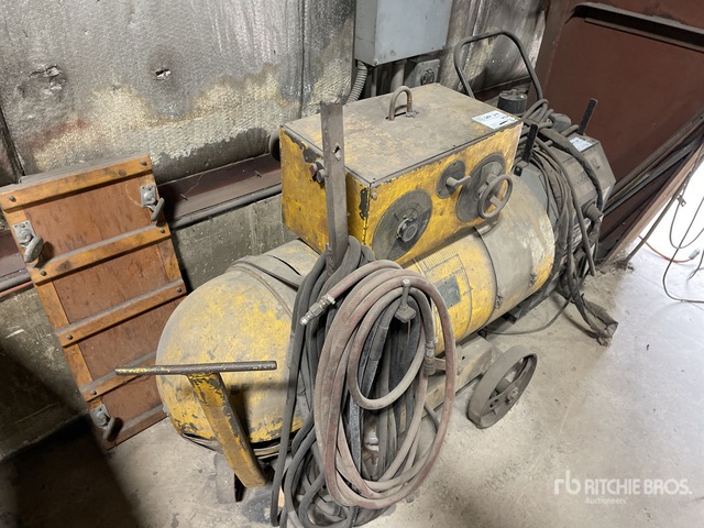 Lincoln Shield Arc Welder 300 A Soudeuse | Ritchie Bros. Auctioneers