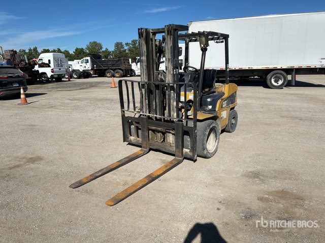 2015 Cat DP30N Carretilla Elevadora Neumática | Ritchie Bros. Auctioneers