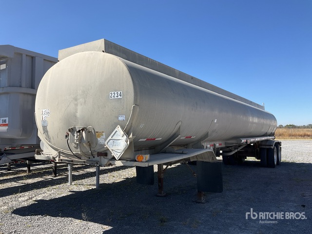 1987 Fruehauf TAG-F2-ESF 34000 L T/A Fuel tanker Tanker Trailer ...