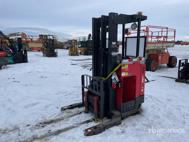 2015 Raymond EZ-ACT-R30TT 3000 lb Reach Truck | Ritchie Bros. Auctioneers
