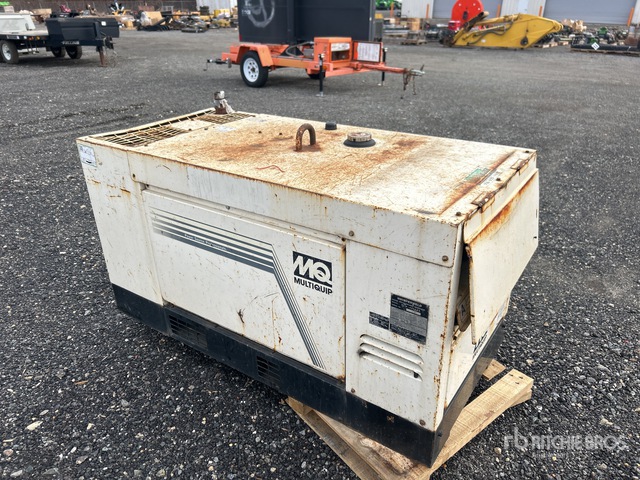 2011 Multiquip DLW400 350 A Skid-Mounted 3-in-1 Engine Driven Welder ...