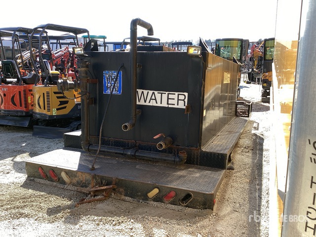 3000 gal Water Tank | Ritchie Bros. Auctioneers