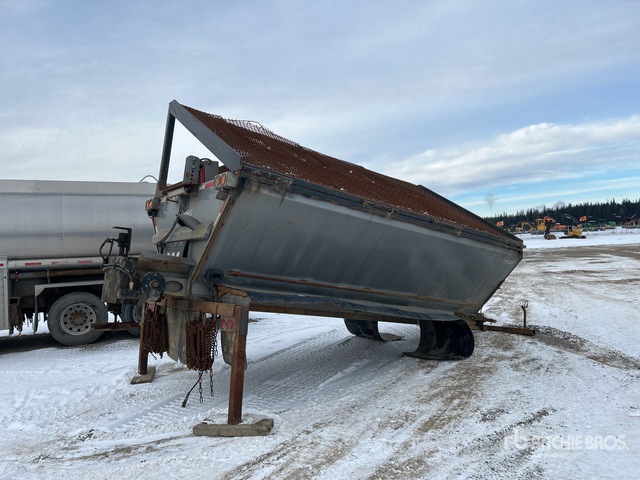 Spreader Hopper | Ritchie Bros. Auctioneers