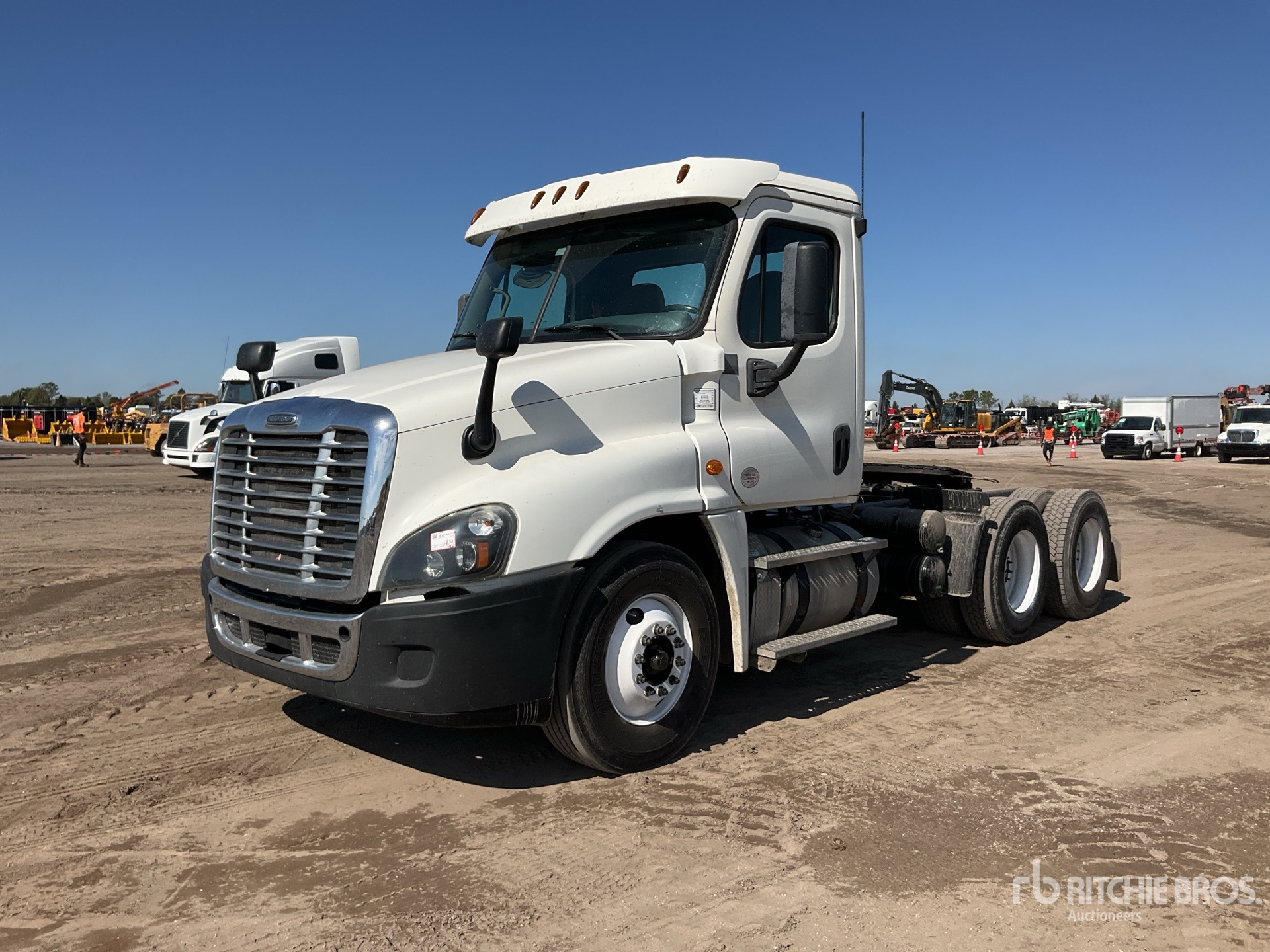 2017 Freightliner Cascadia 125 6x4 Cabeza Tractora Cabina Corta ...