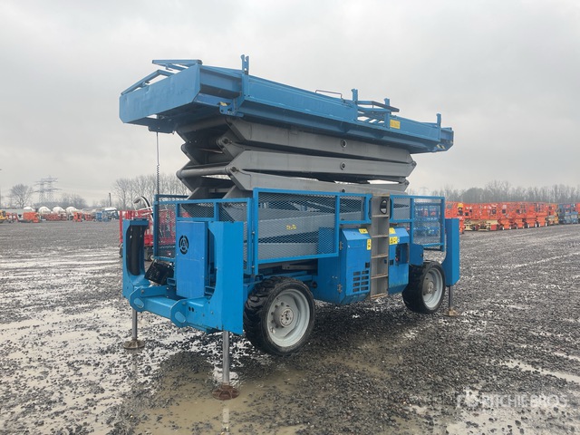 2013 Genie GS5390 4x4 Diesel Scissor Lift | Ritchie Bros. Auctioneers