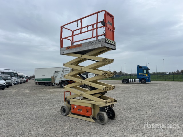 2008 JLG 2630ES Electric Scissor Lift | Ritchie Bros. Auctioneers