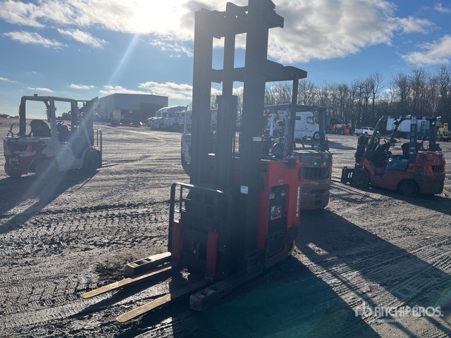 1998 Raymond EASI R30TT 3000 lb 36V Deep Reach Truck | Ritchie Bros ...