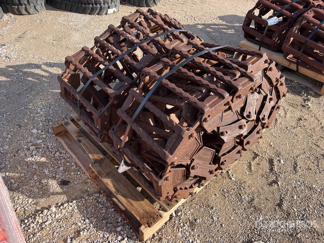 Set of McLaren Steel Skid Steer Tracks | Ritchie Bros. Auctioneers