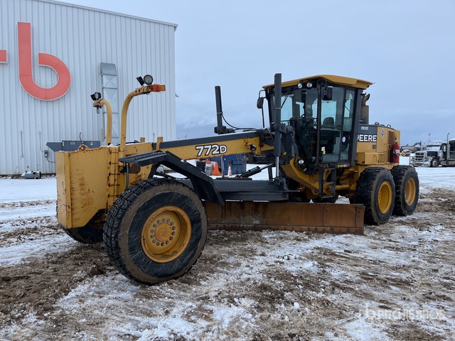 2005 John Deere 772D AWD Motor Grader | Ritchie Bros. Auctioneers