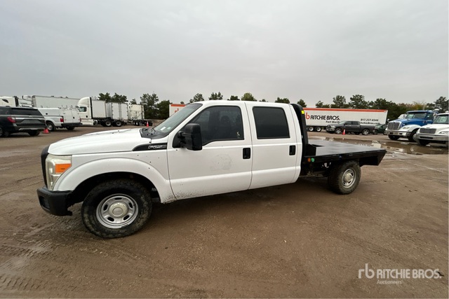 2015 Ford F-250 XL 4x2 Crew Cab Flatbed Truck | Ritchie Bros. Auctioneers