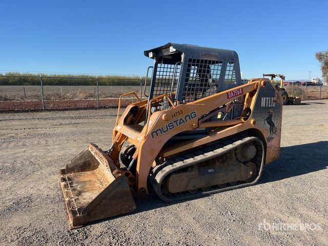 2006 Mustang MTL16 Compact Track Loader | Ritchie Bros. Auctioneers