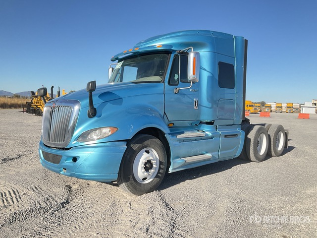 2013 International ProStar 6x4 Tractocamión con Dormitorio / T/A ...