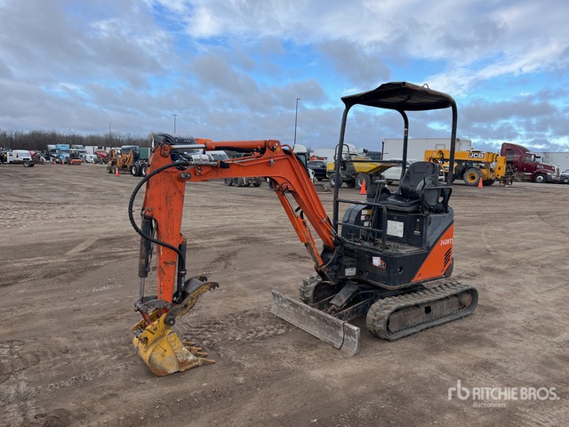 2014 Hitachi ZX17U-2 Mini Excavator | Ritchie Bros. Auctioneers