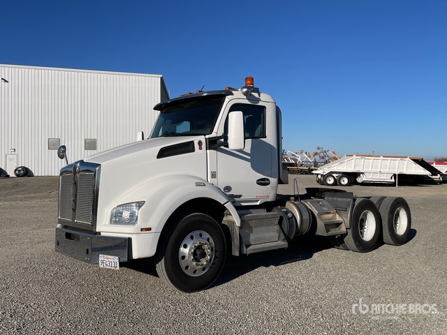 2016 Kenworth T880 6x4 T/A Day Cab Truck Tractor | Ritchie Bros. Auctioneers