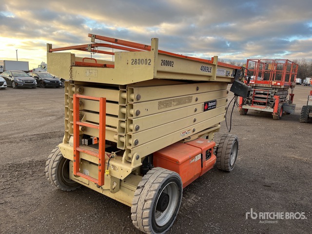 JLG 4069LE Electric Scissor Lift | Ritchie Bros. Auctioneers