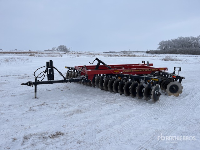 2021 Versatile SD550 18 ft Offset Breaking Disc | Ritchie Bros. Auctioneers