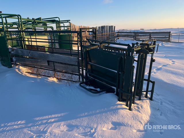 Hi-Hog Calf Chute Tipping Table | Ritchie Bros. Auctioneers