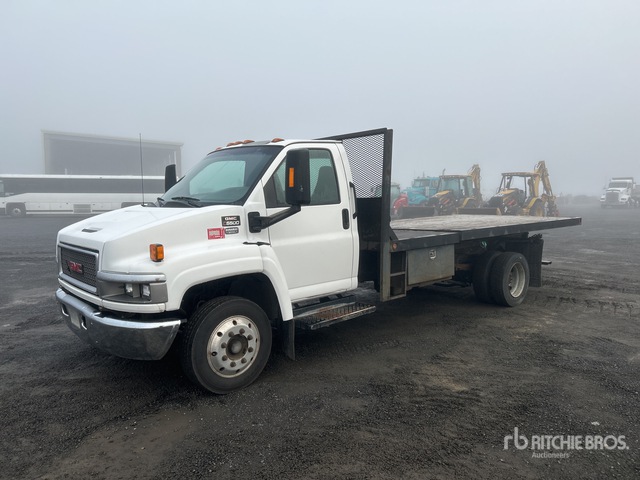 2006 GMC C5500 4x2 Camion à plateau basculant | Ritchie Bros. Auctioneers