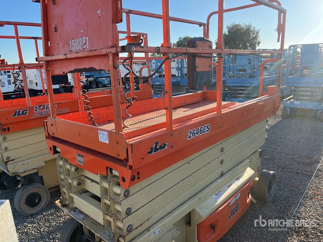 2015 JLG 2646ES Electric Scissor Lift | Ritchie Bros. Auctioneers
