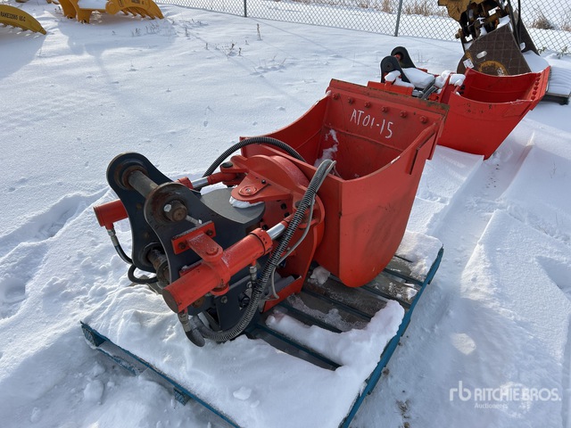22 in Rototilt Excavator Bucket | Ritchie Bros. Auctioneers