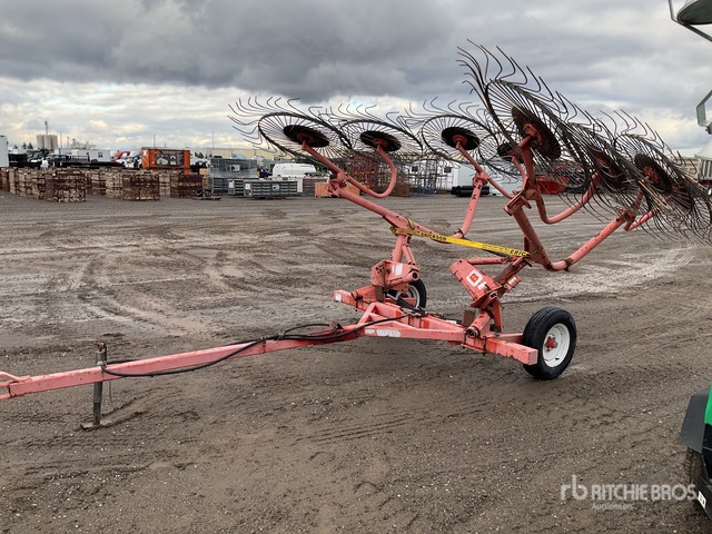 Befco 14RCO001 8 Wheel Rastrillo de pastos | Ritchie Bros. Auctioneers