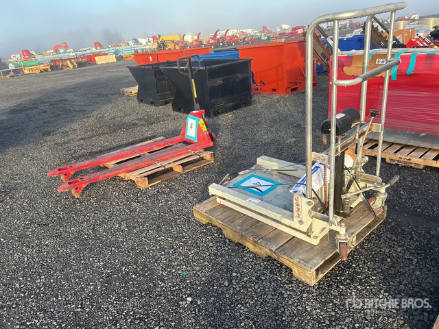 Roughneck 1000 lb Lift Table & Transpalette | Ritchie Bros. Auctioneers