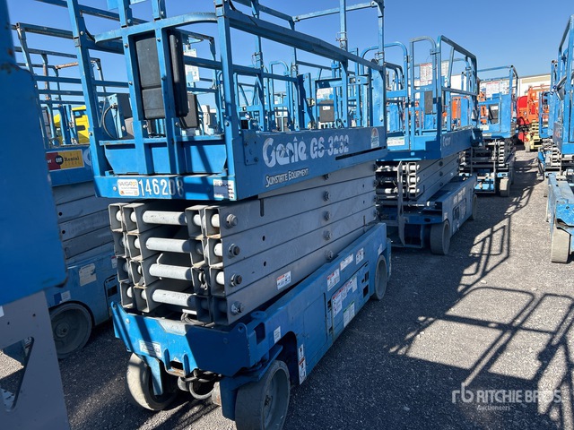 2015 Genie GS-3232 Electric Scissor Lift | Ritchie Bros. Auctioneers