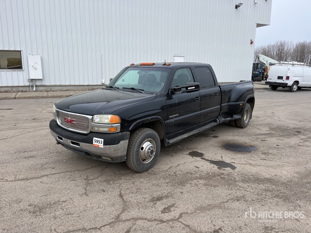 2002 GMC Sierra 3500 SLT 4x4 Crew Cab Pickup | Ritchie Bros. Auctioneers
